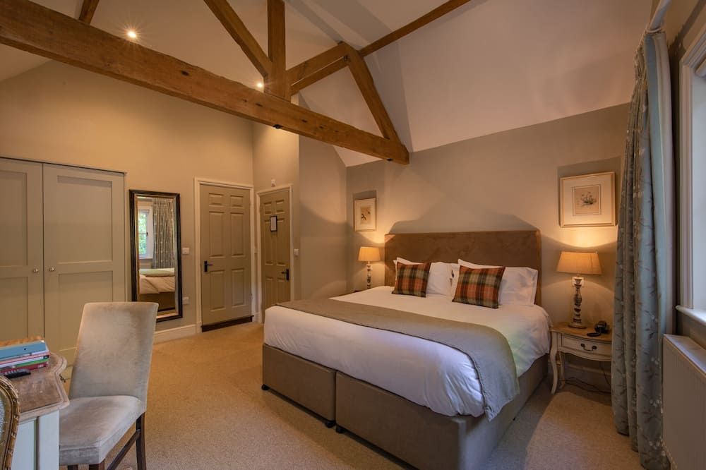 The Five Arrows Hotel | United Kingdom | Venue Report