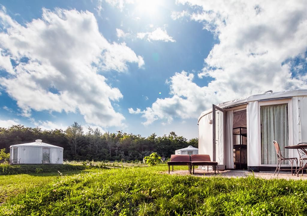 Homoki Lodge Bed & Beyond Glamping | Ruzsa, Hungary | Venue Report