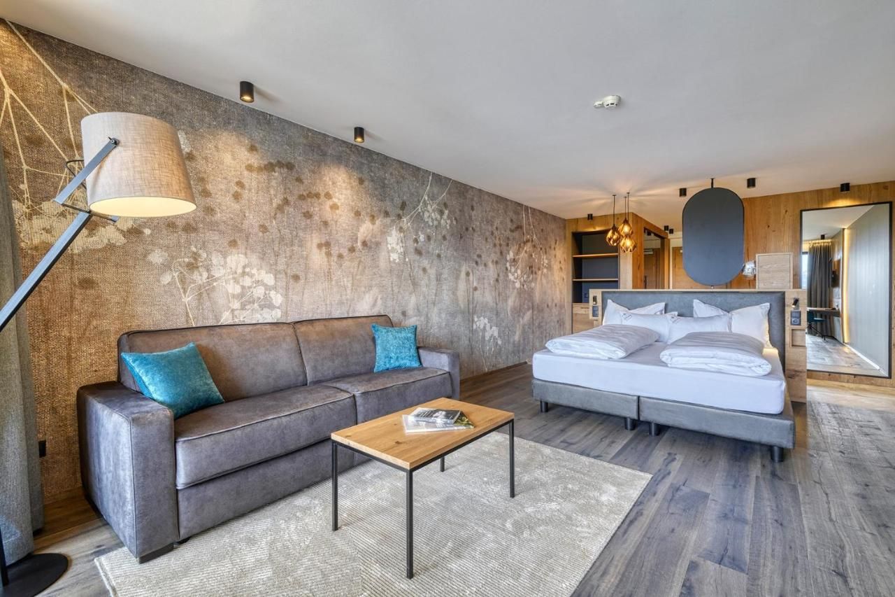 Hotel Avelina | Italy | Venue Report