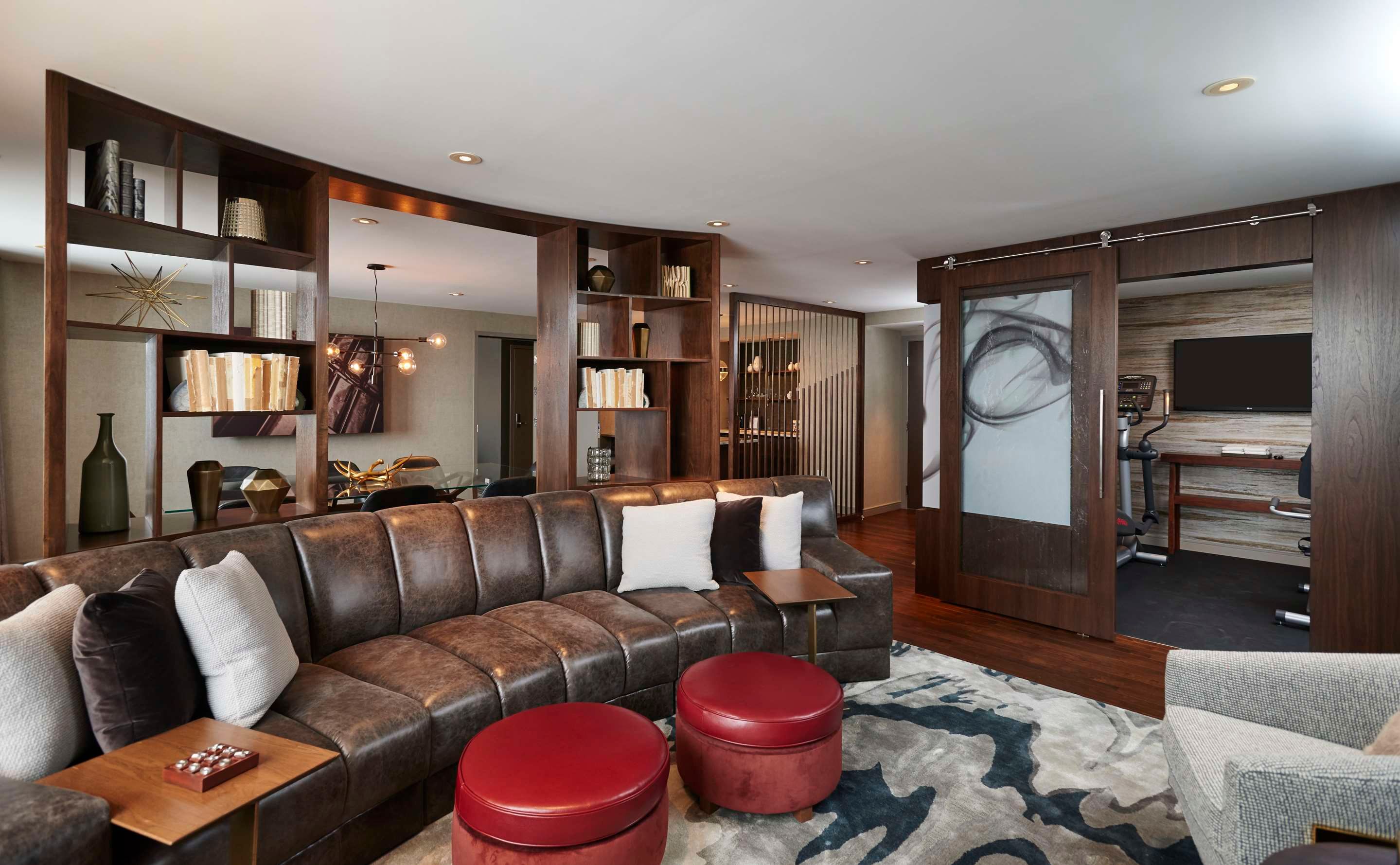 The Lofton Hotel Minneapolis, Tapestry Collection by Hilton ...