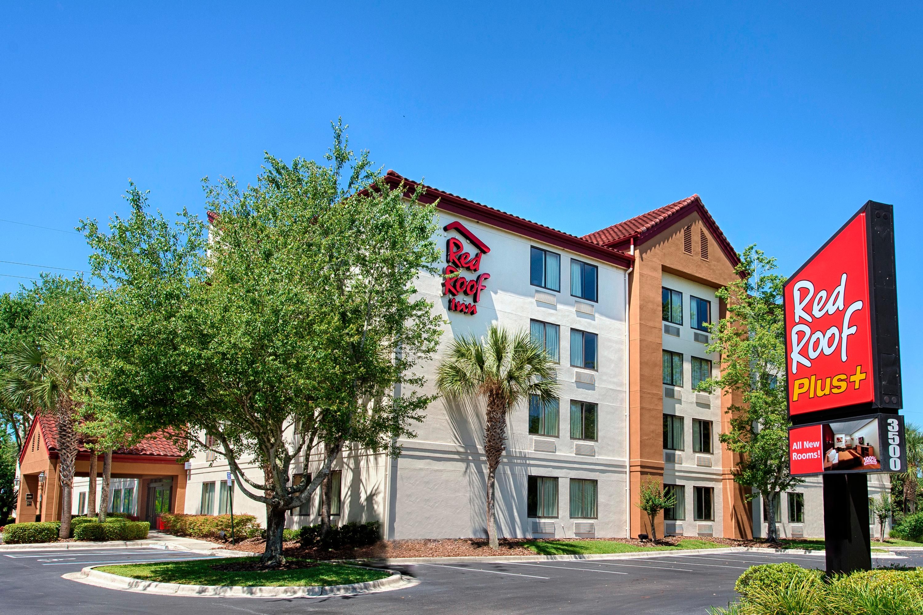 Red Roof Inn Plus+ Gainesville $77 ($̶1̶8̶2̶). Gainesville Hotel Deals ...