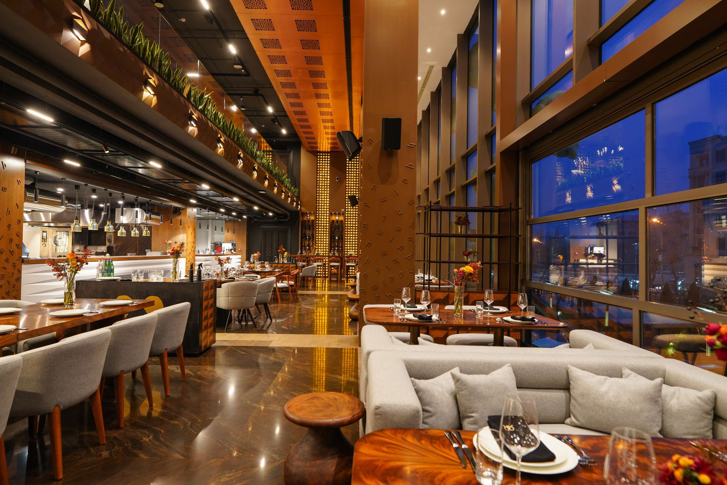 Seven Visions Resort and Places, the Dvin | Venue Report