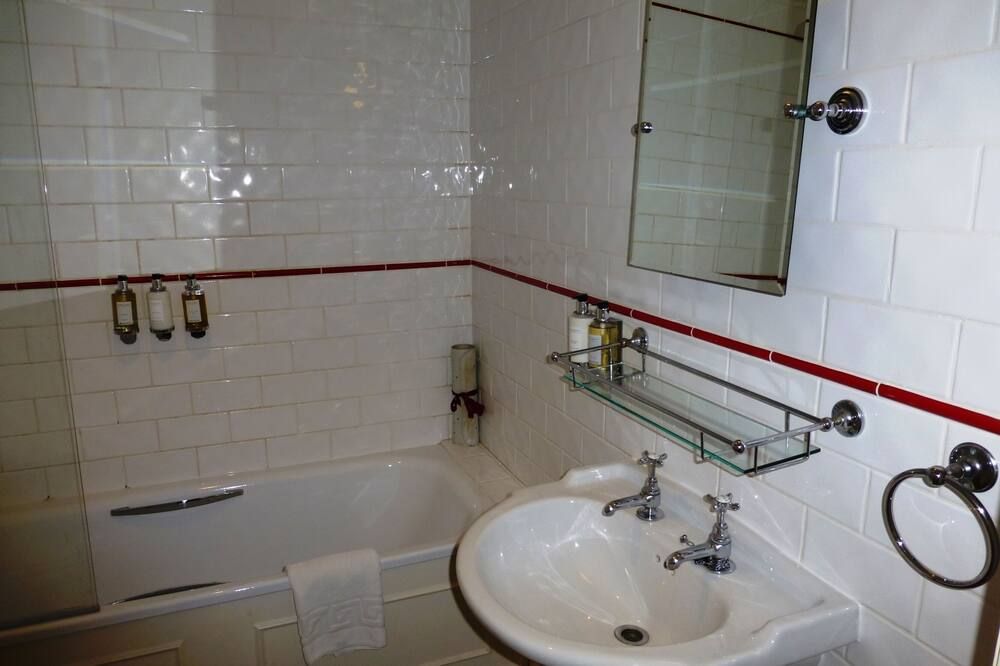 The Five Arrows Hotel | United Kingdom | Venue Report