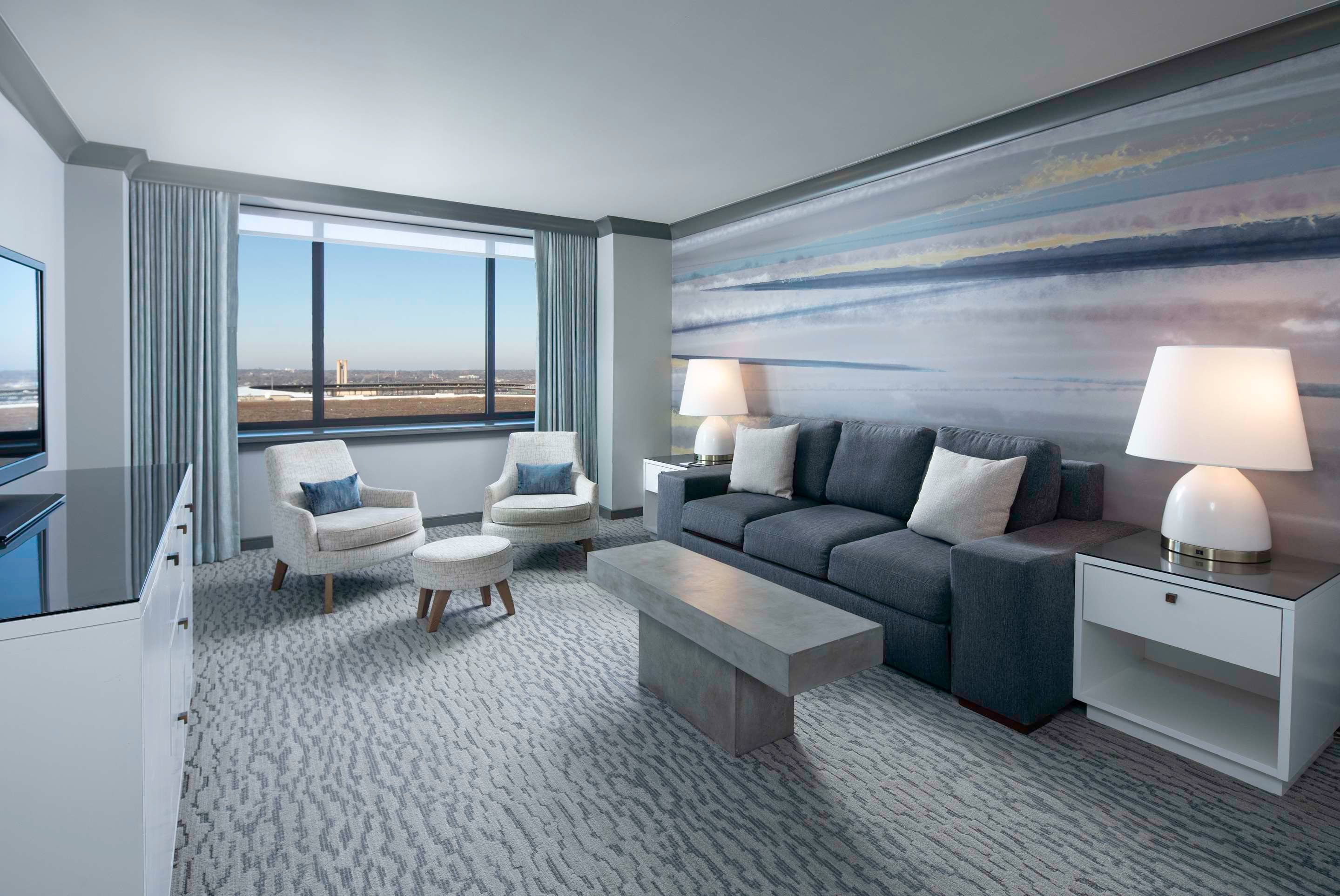 The Lofton Hotel Minneapolis, Tapestry Collection by Hilton ...