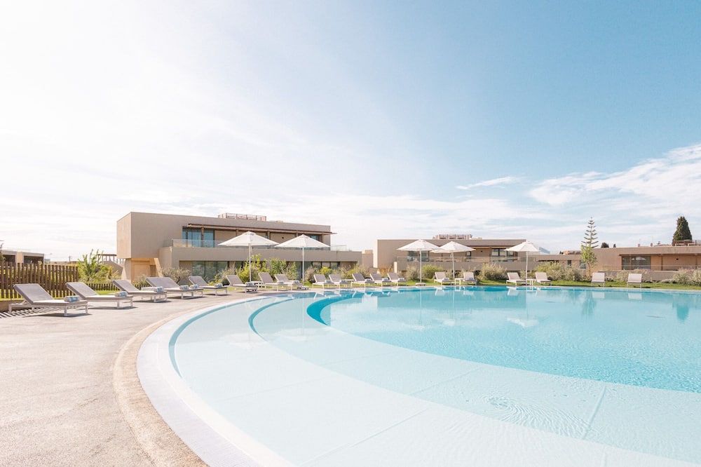 White Shell Beach Villas | Portugal | Venue Report