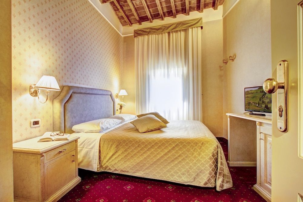 Hotel La Locanda | Volterra, Tuscany, Italy | Venue Report