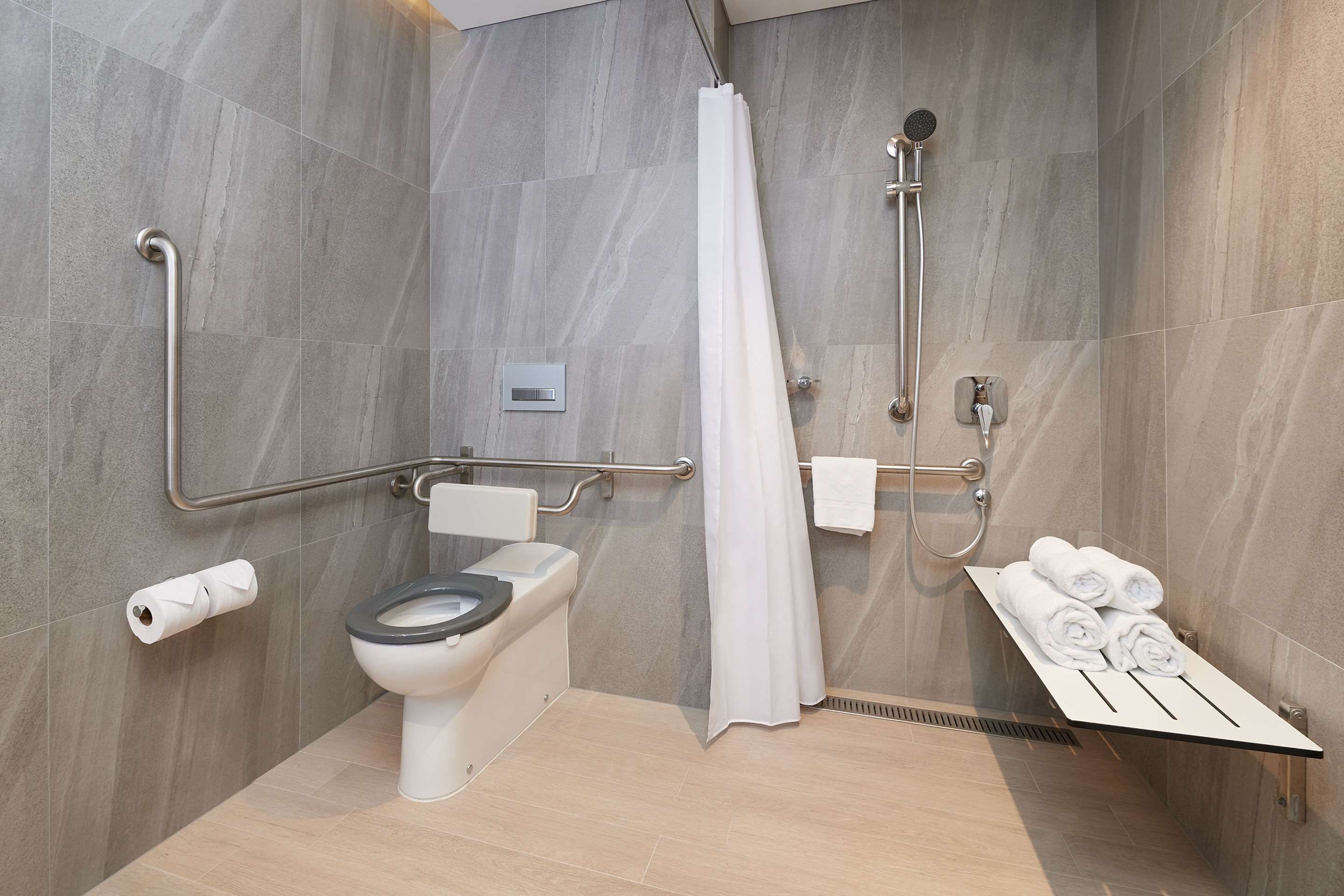 DoubleTree by Hilton Perth Waterfront | Perth, Western Australia ...