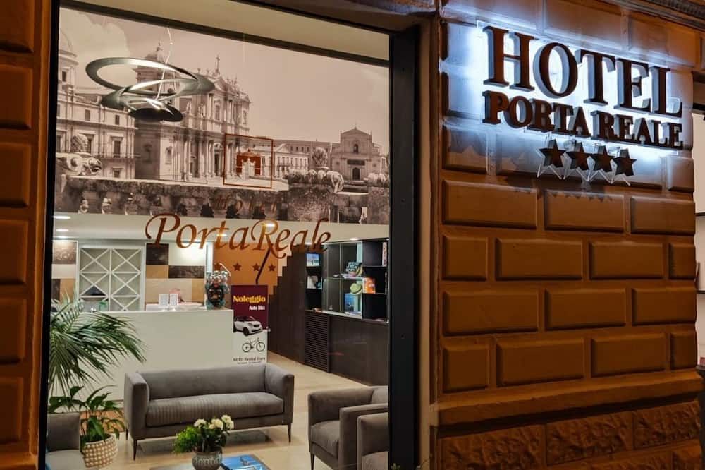 Hotel Porta Reale | Italy | Venue Report