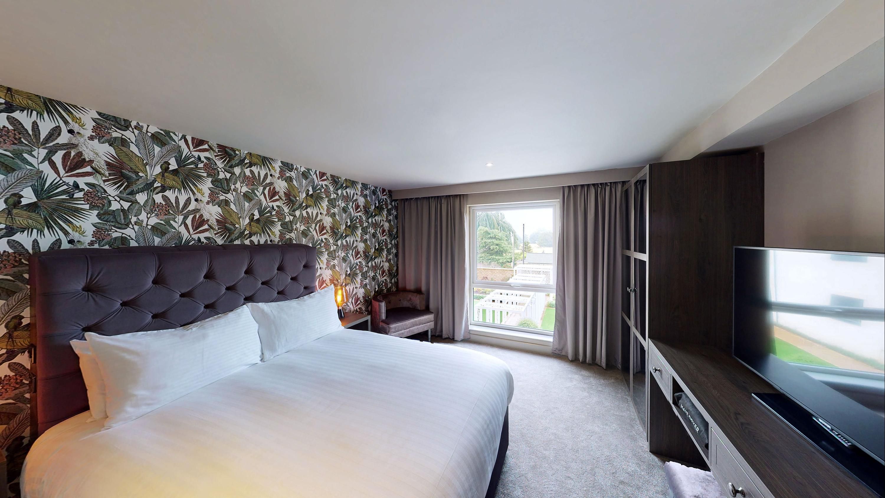 Van Dyk by Wildes from £84. Chesterfield Hotels - KAYAK