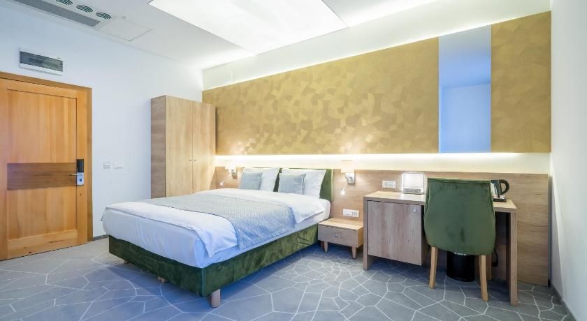 Hotel Console | Romania - Venue Report