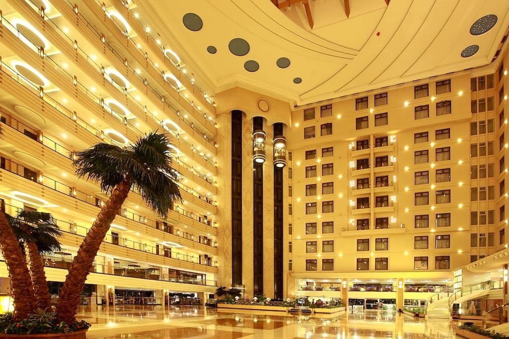 Lijiang Waterfall Hotel Guilin | China - Venue Report