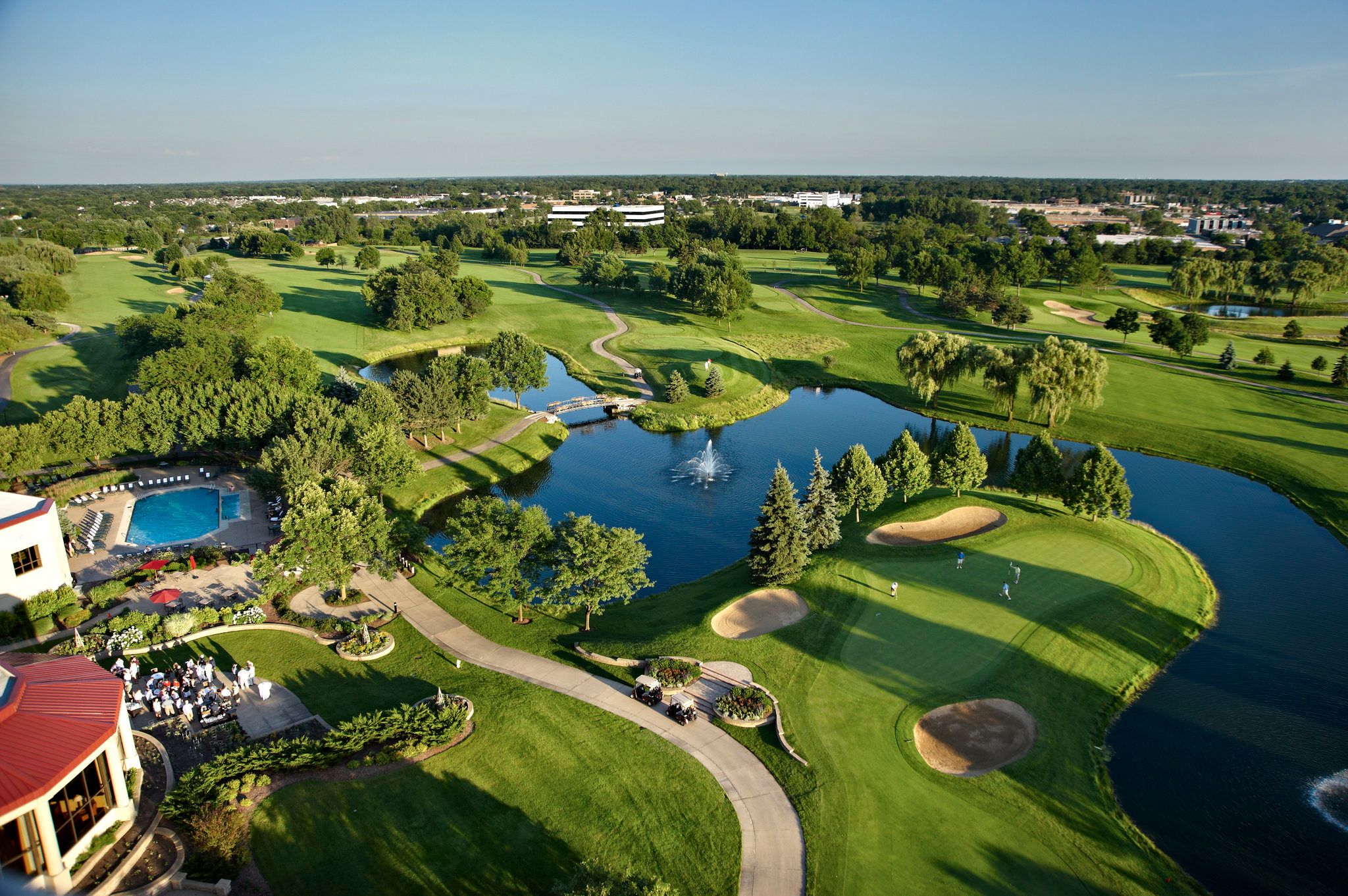 Hilton Chicago/Oak Brook Hills Resort & Conference Center $161 ...