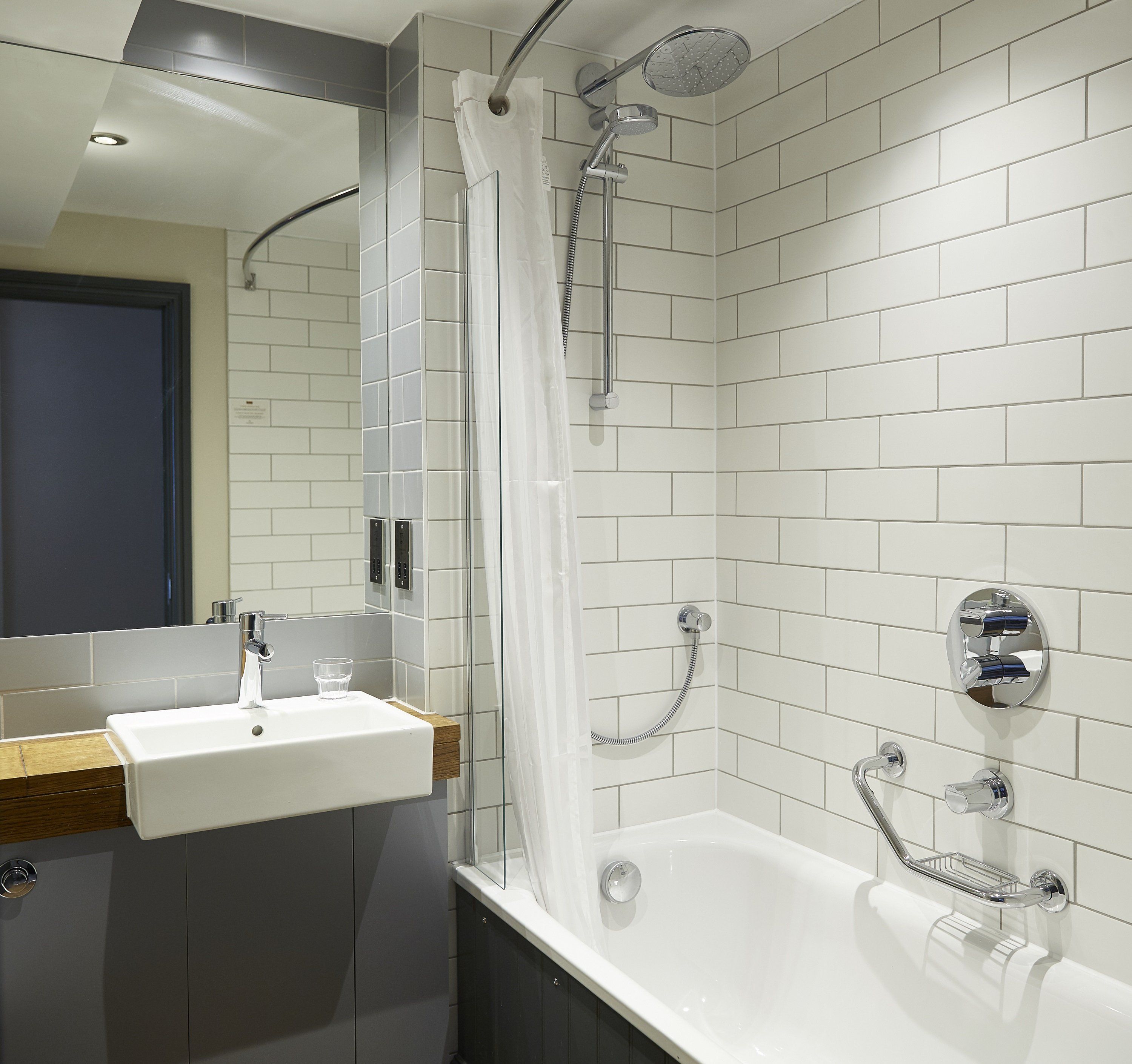 New Inn Hotel By Greene King Inns, Newport - Compare Deals