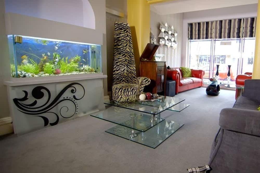 The Kenley Hotel | United Kingdom | Venue Report