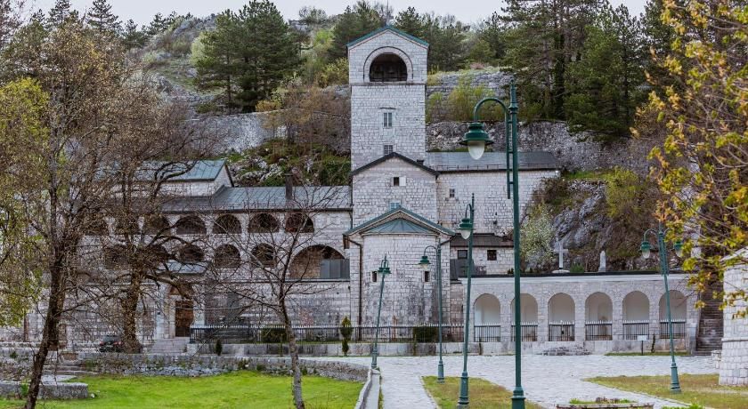 Hotel Dapcevic | Montenegro | Venue Report