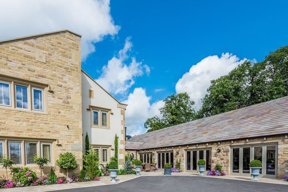 Fence Gate Lodge | Burnley, Victoria, United Kingdom - Venue Report