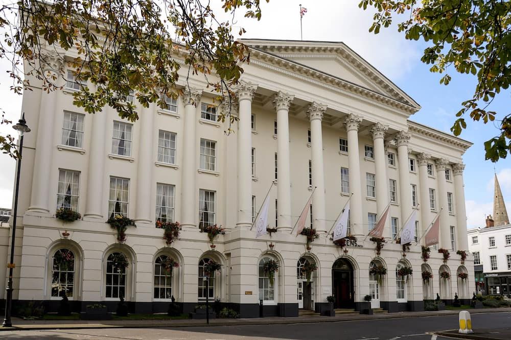 Queens Hotel Cheltenham | United Kingdom - Venue Report