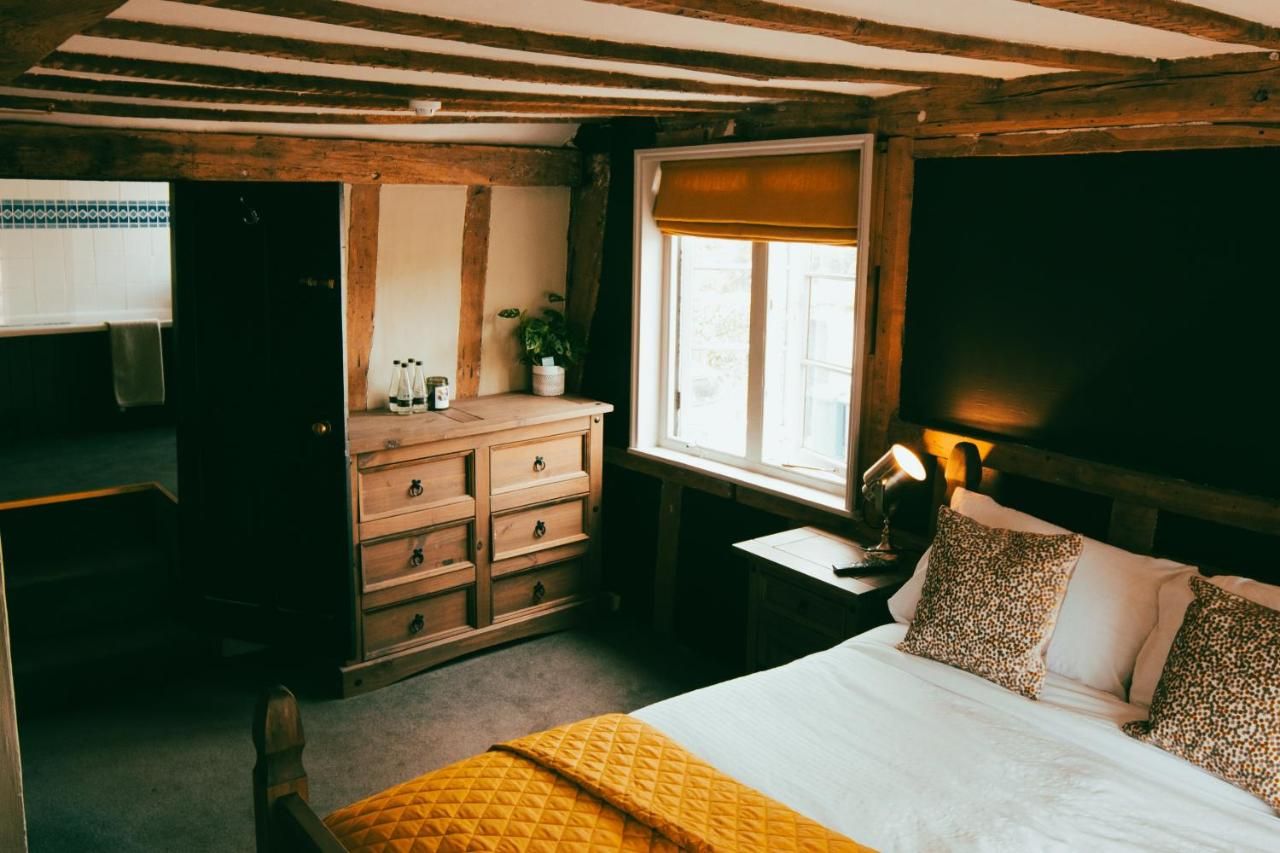 The George | Cavendish, England, United Kingdom | Venue Report