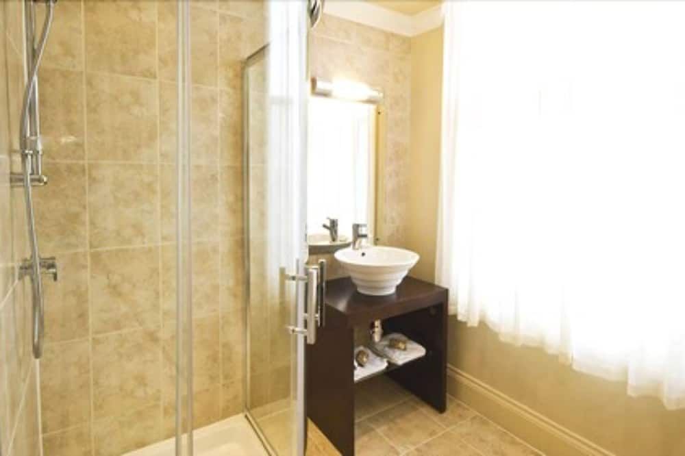 Smith And Western | Royal Tunbridge Wells, England, United Kingdom ...