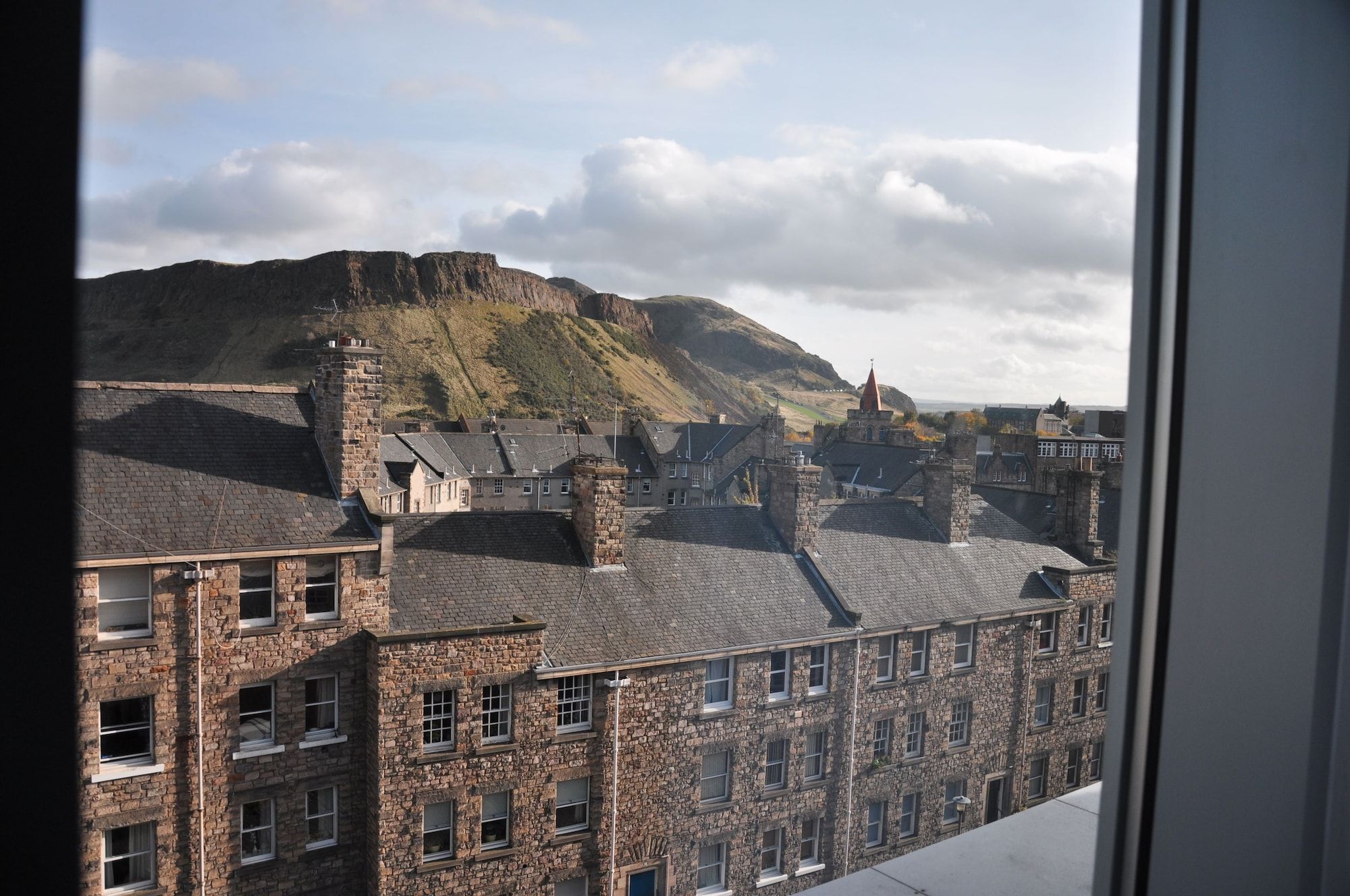 Ten Hill Place | Edinburgh, Scotland, United Kingdom | Venue Report