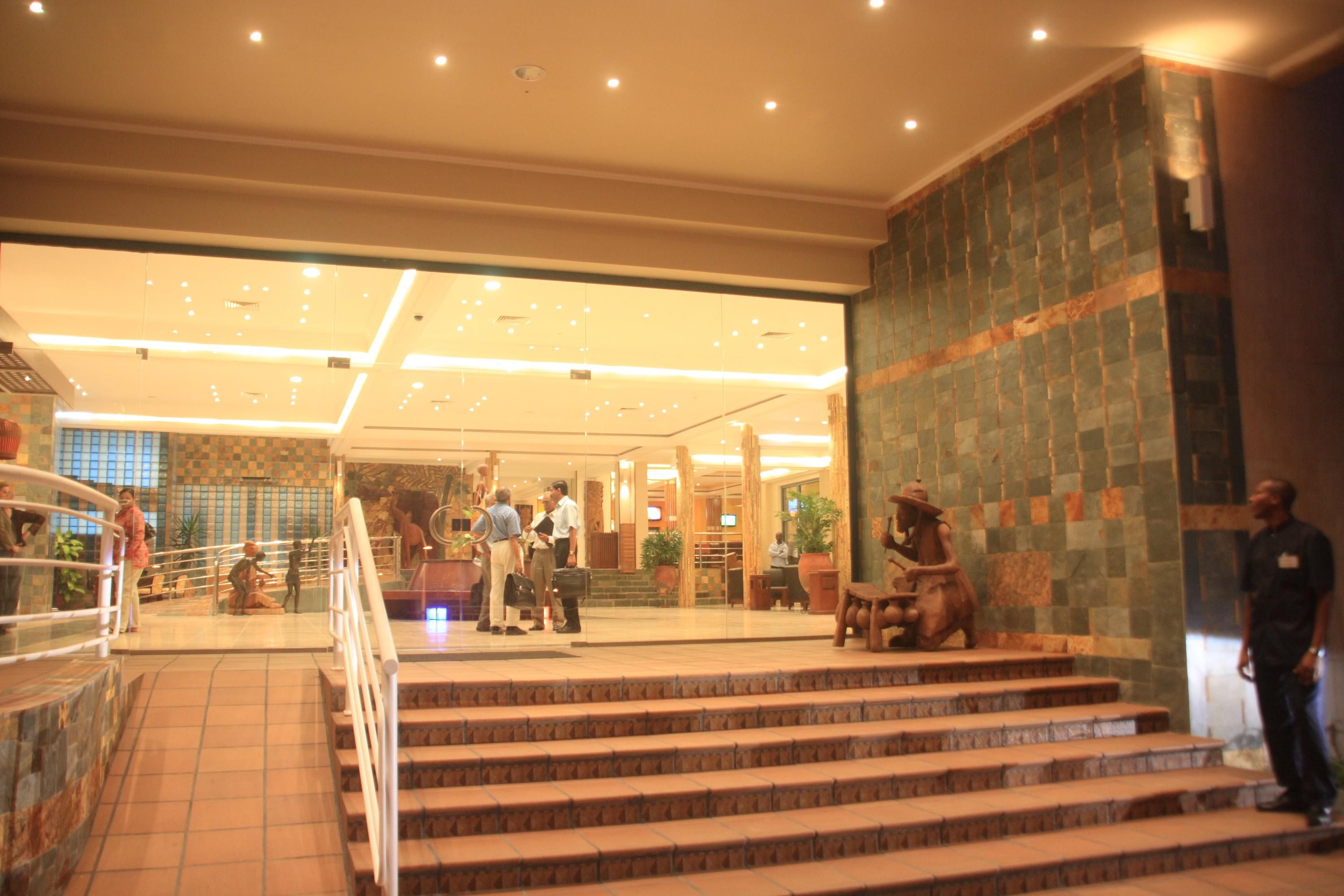 Holiday Inn Accra Airport $124 ($̶1̶6̶8̶). Accra Hotel Deals & Reviews ...
