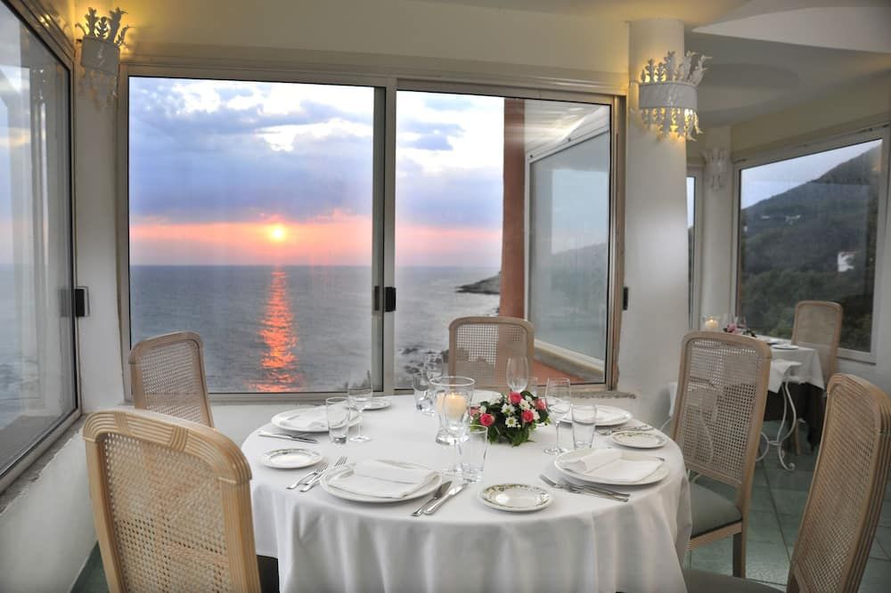 Hotel Punta Rossa | Italy - Venue Report