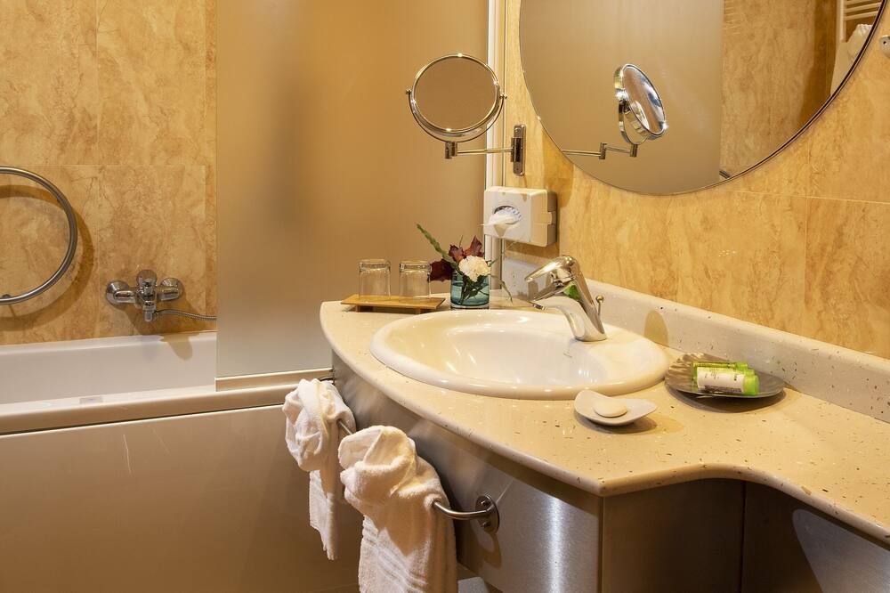 Color Hotel Style, Design & Gourmet | Italy | Venue Report