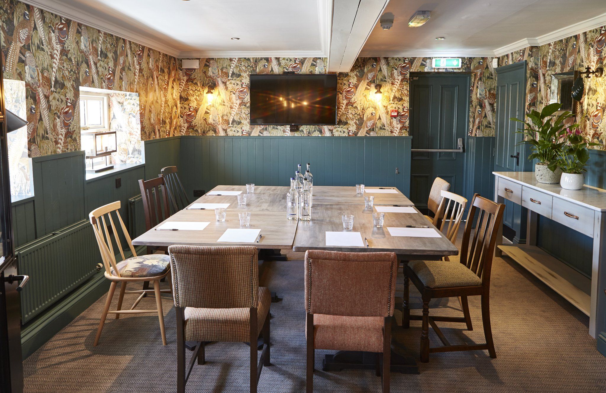 The Bluebird Inn At Samlesbury from £69. Blackburn Inns - KAYAK