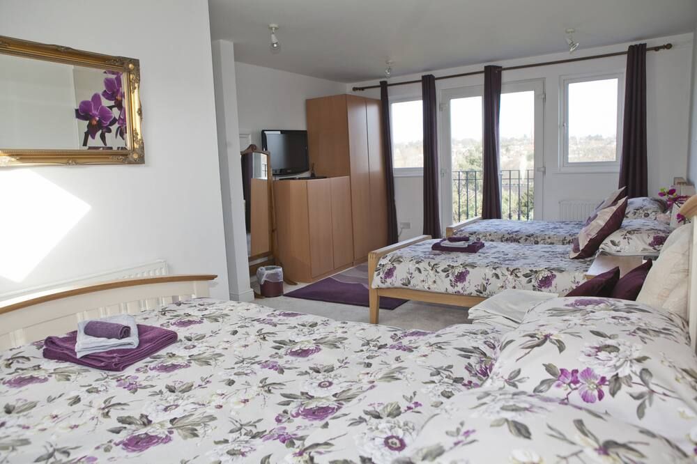 Bay Tree House Bed & Breakfast | Arnos Grove, London, England, United ...