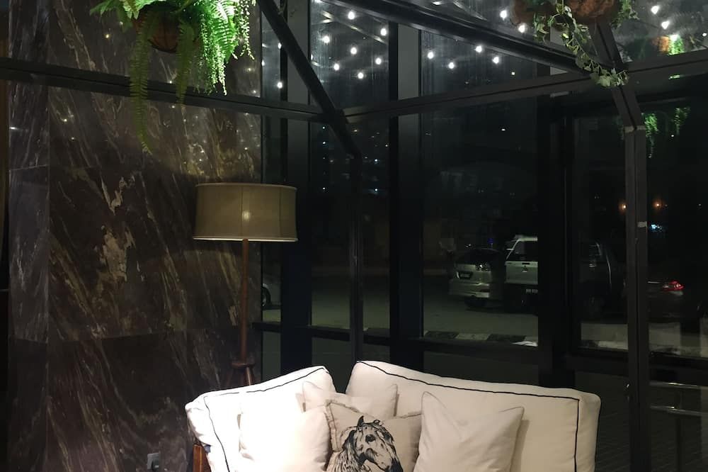 M Roof Hotel & Residences | - Venue Report