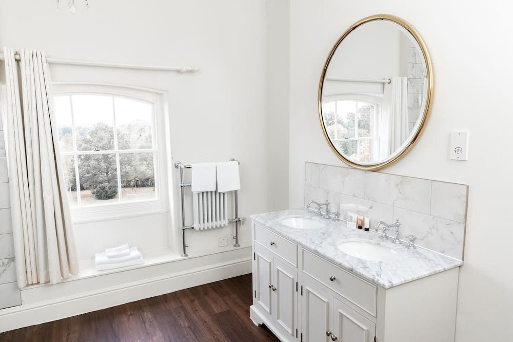 Winstanley House | United Kingdom - Venue Report