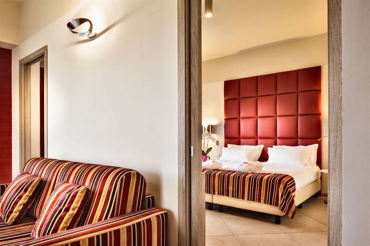 Jazz Hotel | Georgia, Italy - Venue Report