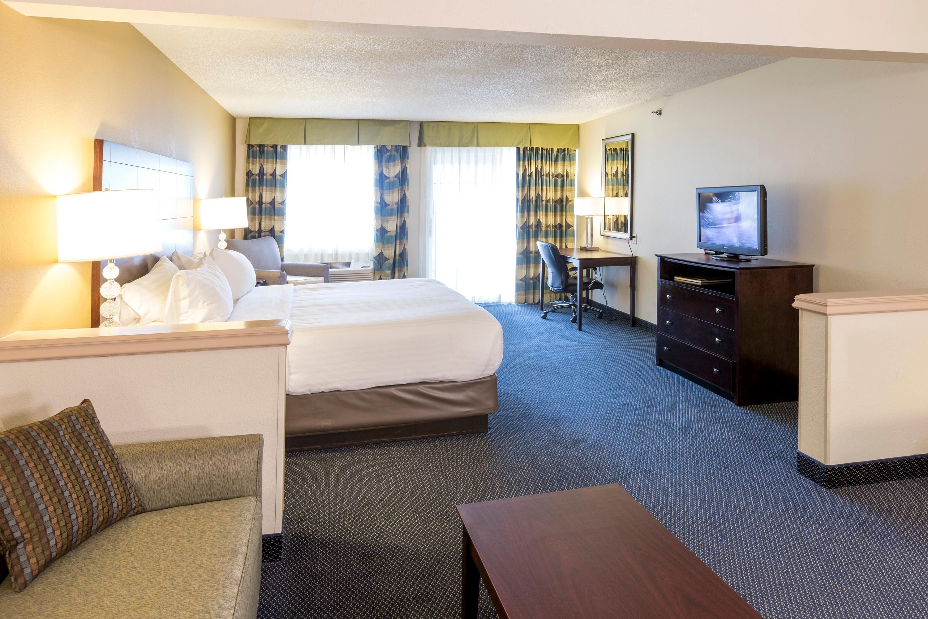 Holiday Inn Express & Suites St. Joseph $137 ($̶2̶3̶5̶). Saint Joseph ...
