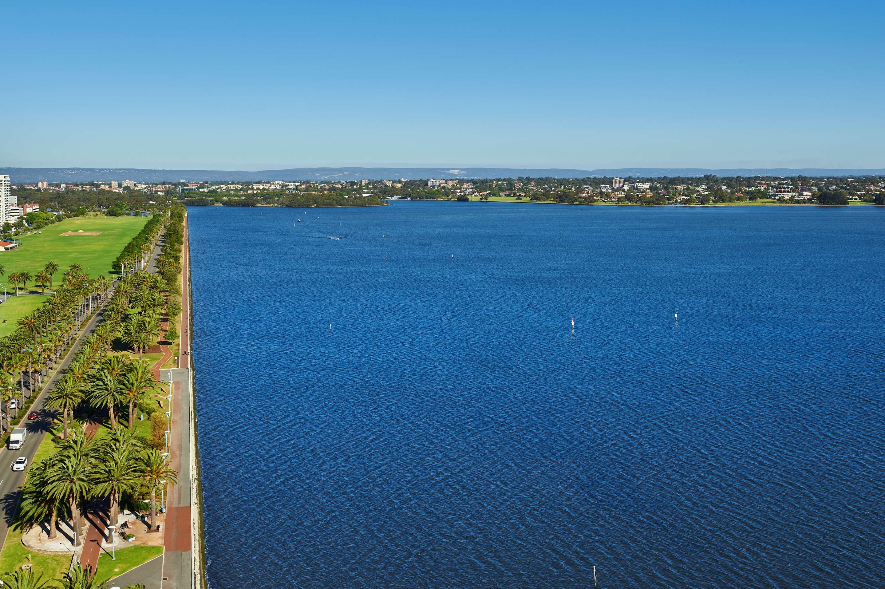 DoubleTree by Hilton Perth Waterfront | Perth, Western Australia ...