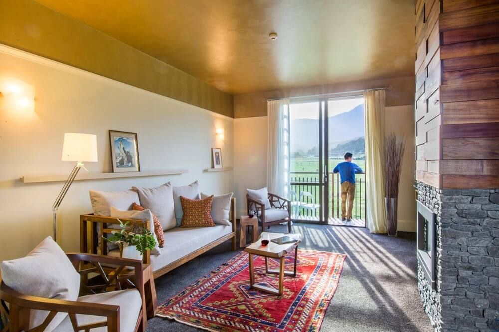 Hapuku Lodge & Tree Houses | New Zealand | Venue Report