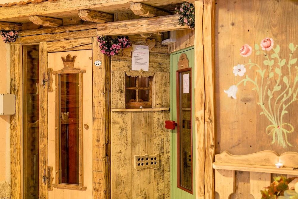 Pineta Pastry Hotel | Italy | Venue Report