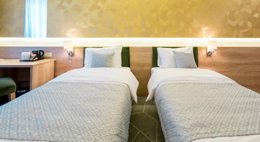Hotel Console | Romania - Venue Report
