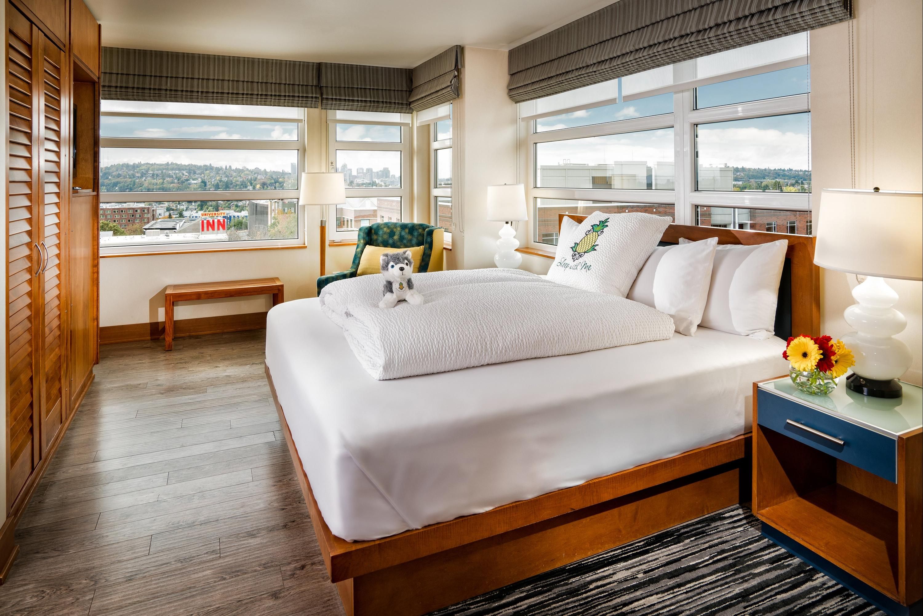 Staypineapple, Watertown, University District Seattle $159 ($̶3̶5̶1̶ ...