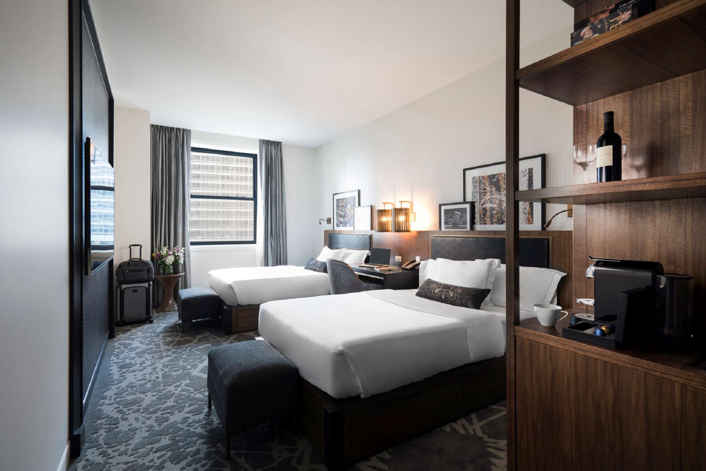 LondonHouse Chicago, Curio Collection by Hilton | Chicago, Illinois ...