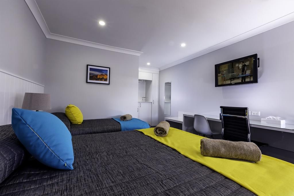 Oasis Motel, Cobar, NSW, Australia - Compare Deals