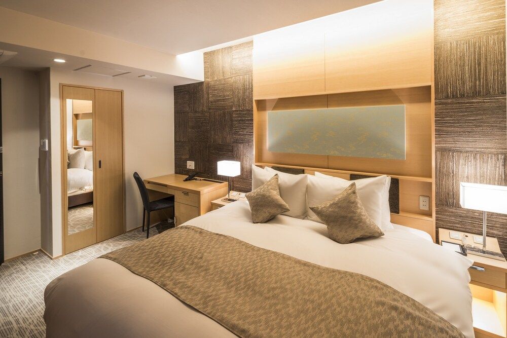 Kyoto Shinmachi Rokkaku Hotel grandereverie | Japan | Venue Report
