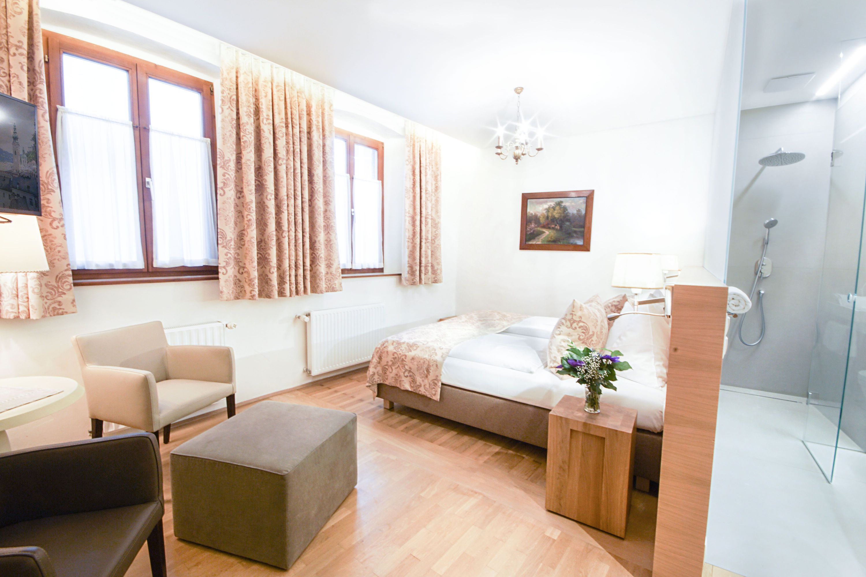 Hotel Wolf | Salzburg, Austria | Venue Report