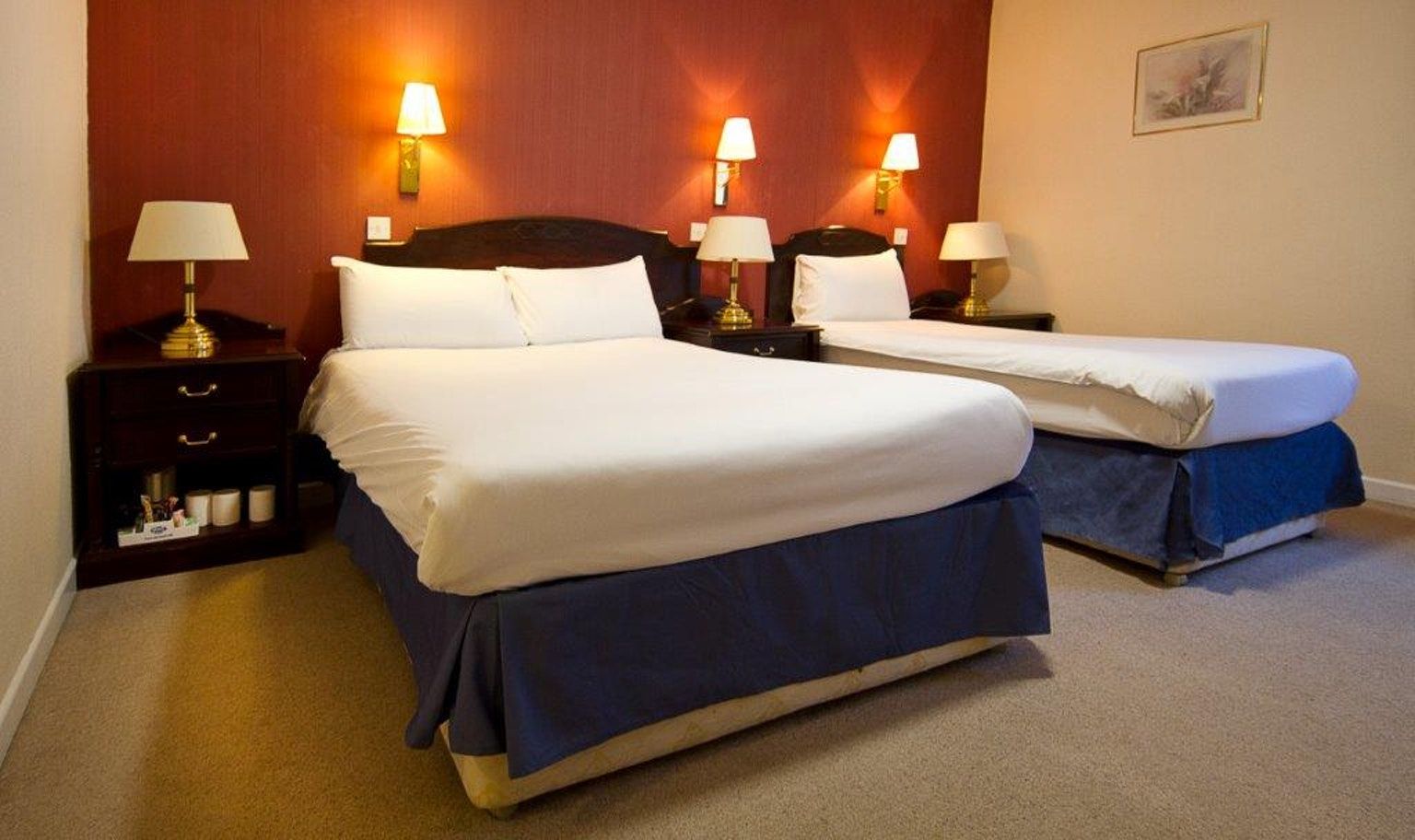 Almondsbury Interchange Hotel เริ่มต้นที่ ฿2,401 (฿̶3̶,̶9̶5̶8̶) โรงแรม ...