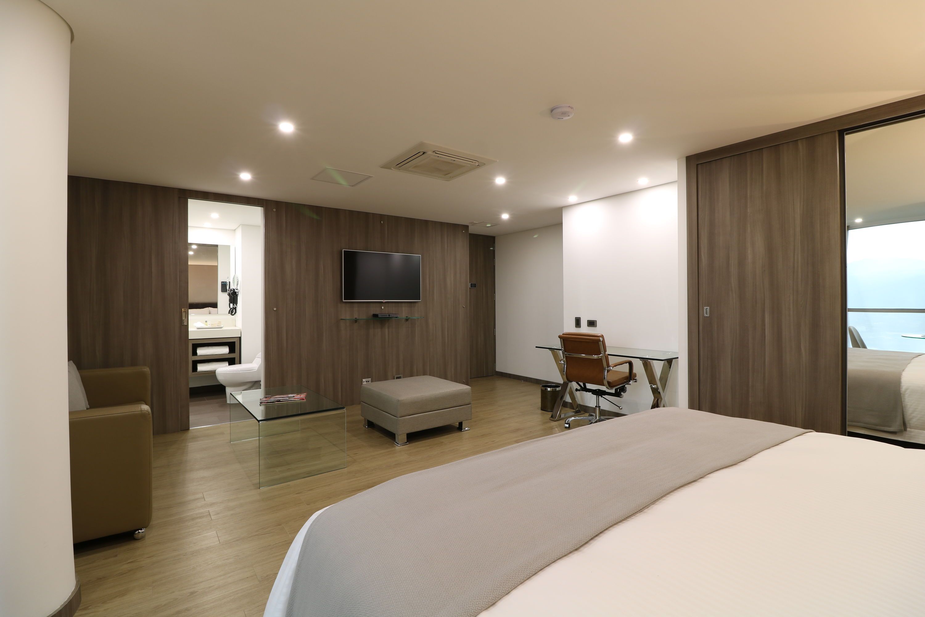 Binn Hotel | Venue Report