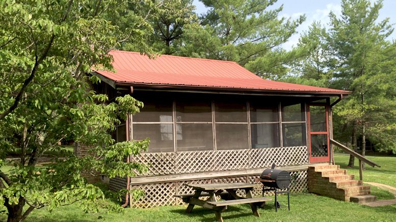 The Smokehouse Lodge and Cabins, Monteagle, TN, United States - Compare ...