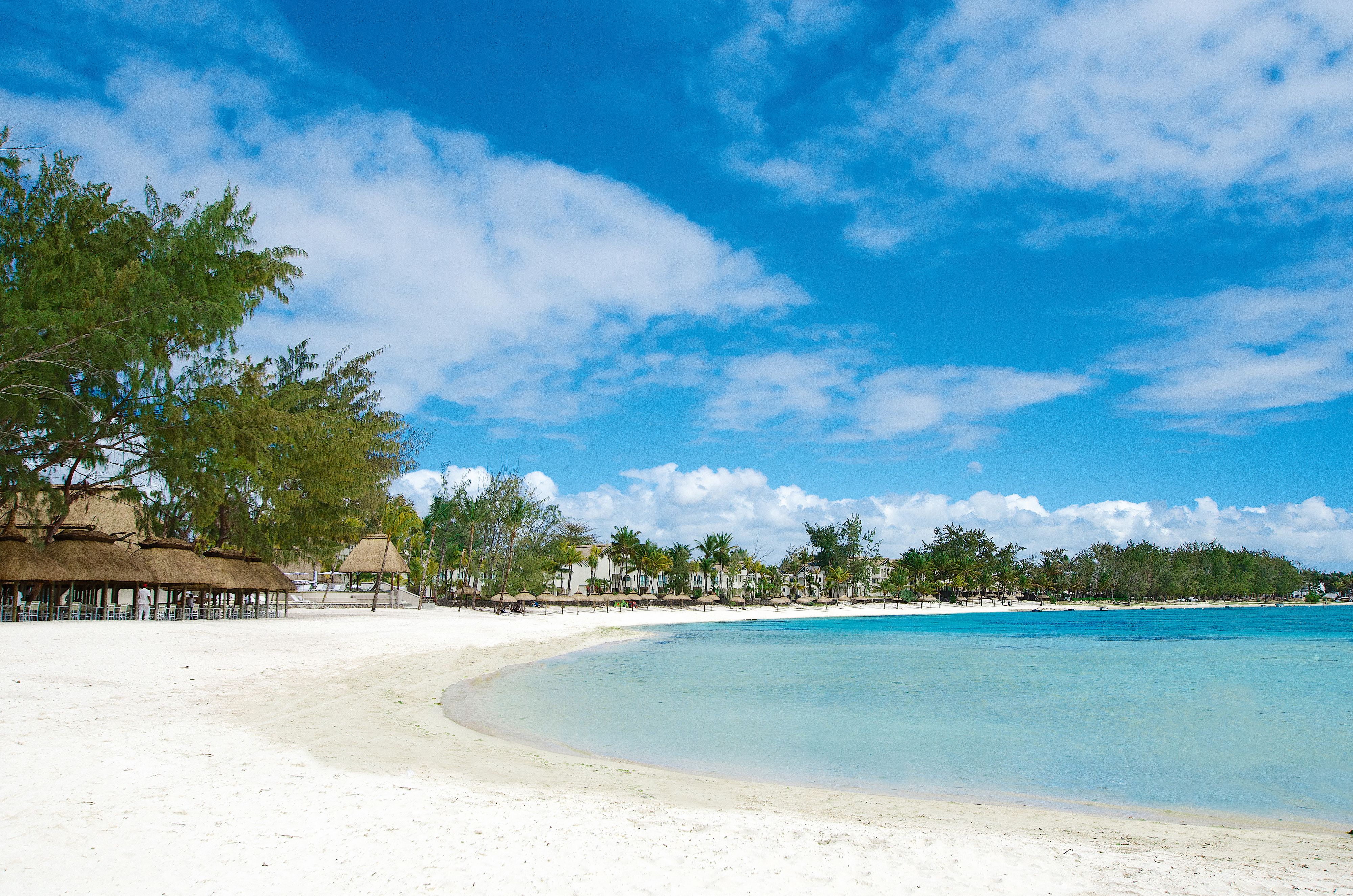 Ambre Resort & Spa from £198. Belle Mare Resorts - KAYAK