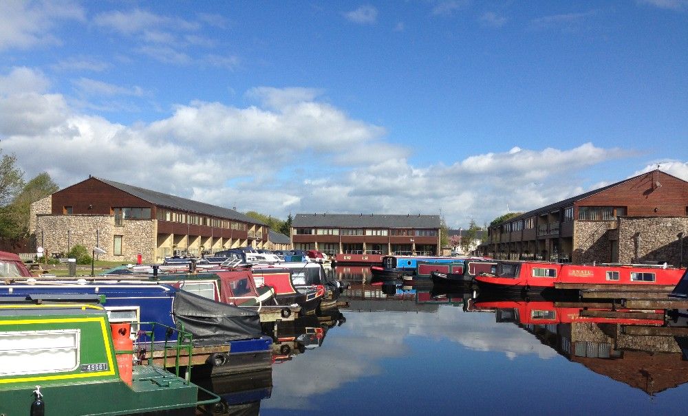 Tewitfield Marina from £85. Carnforth Apartments - KAYAK