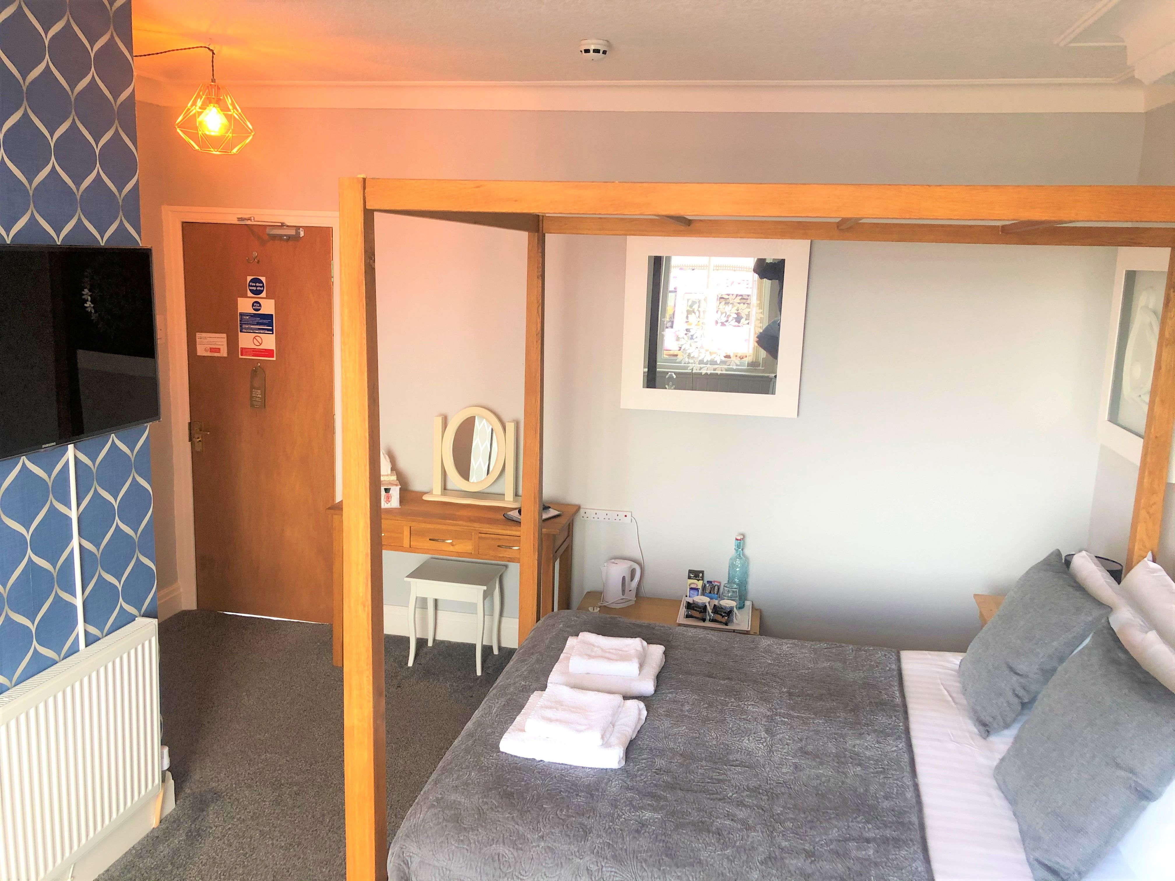 The Fossil Tree Hotel | United Kingdom | Venue Report
