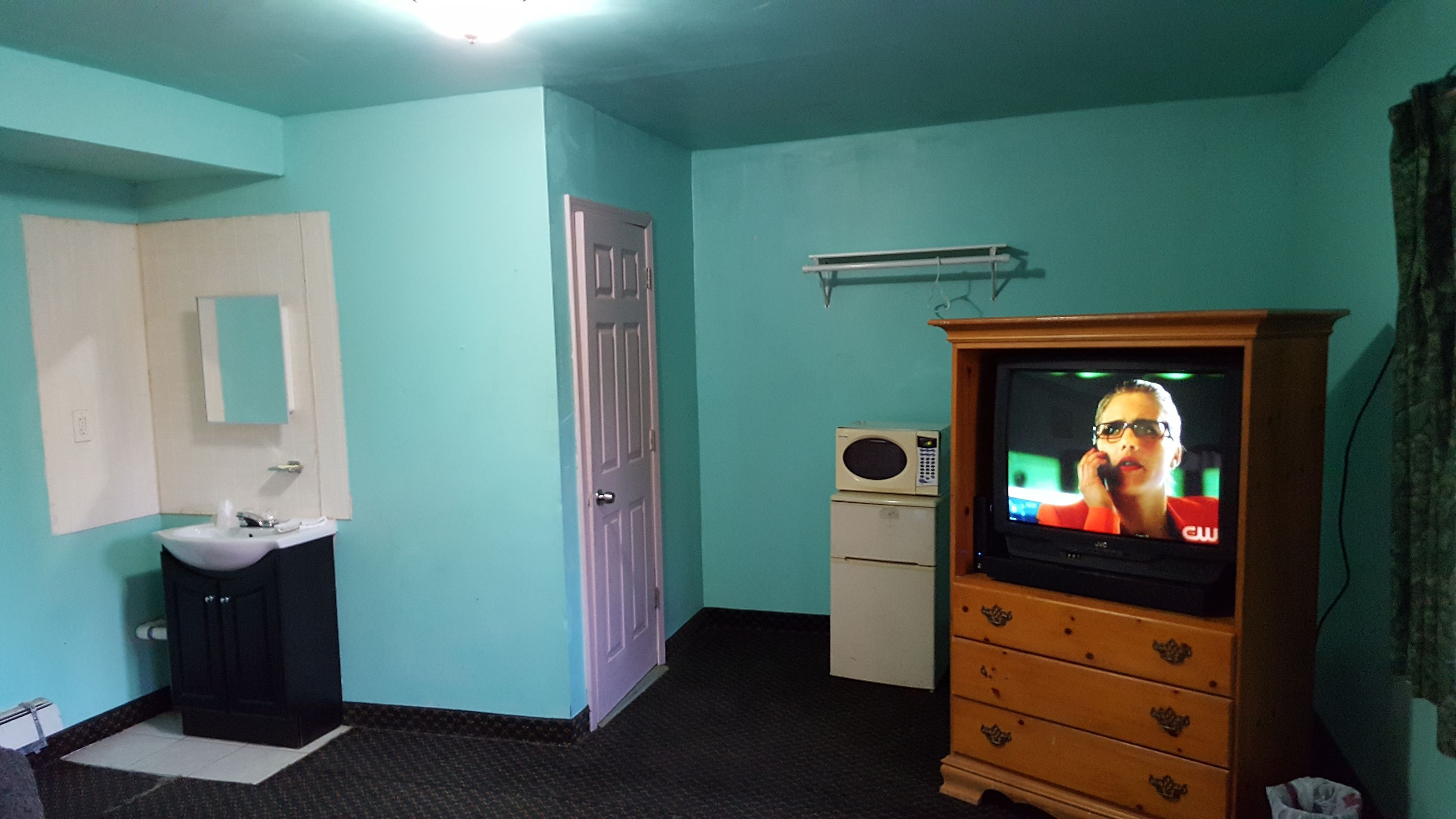 Mona Lisa Motel $48 ($̶5̶4̶). Inkster Hotel Deals & Reviews - KAYAK