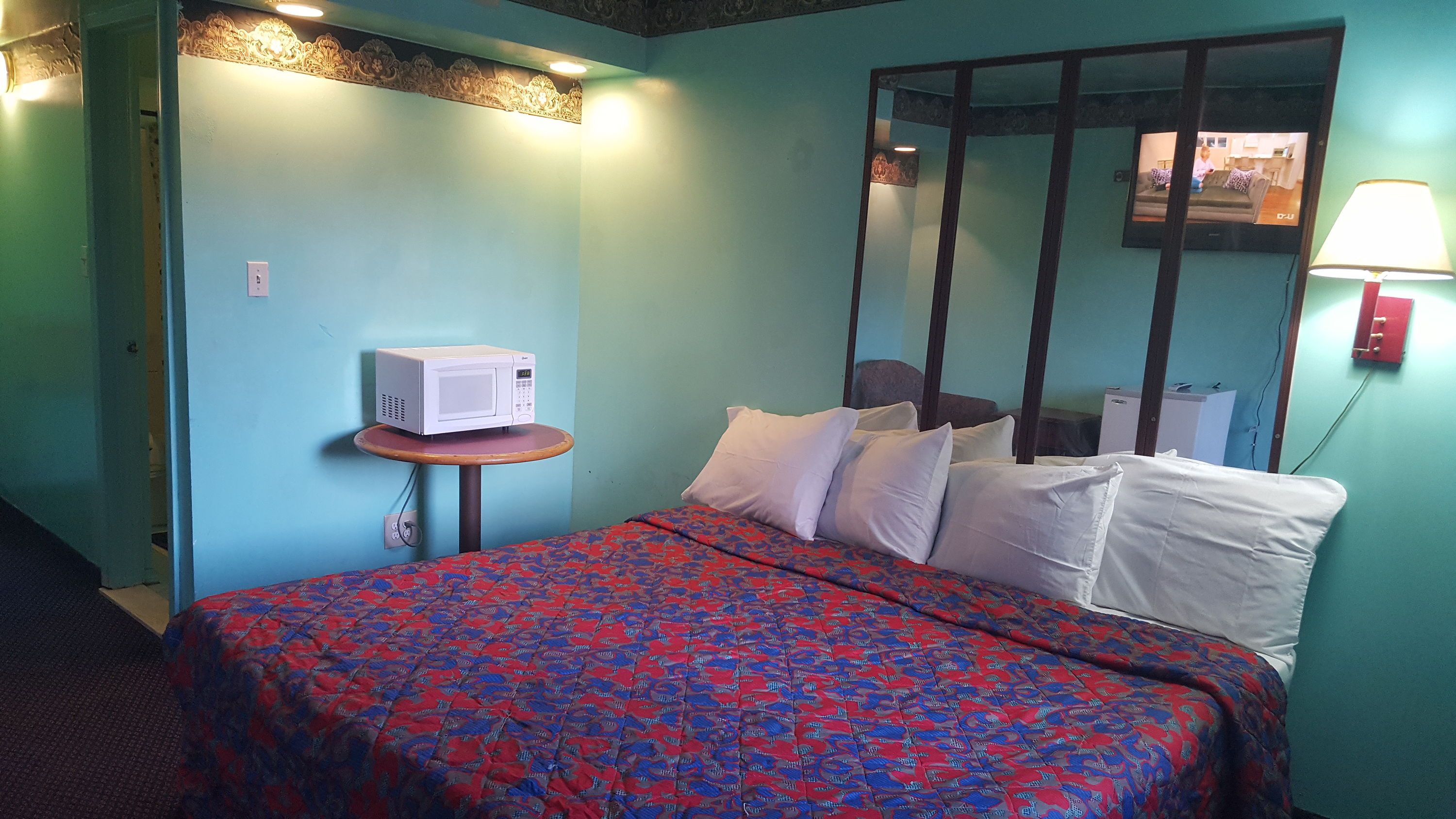 Mona Lisa Motel $48 ($̶5̶4̶). Inkster Hotel Deals & Reviews - KAYAK